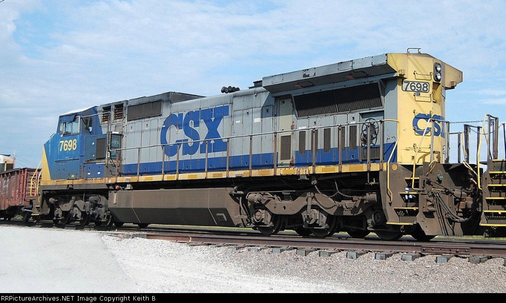CSX 7698